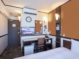 Escrivaninha, Wi-Fi de cortesia, roupa de cama