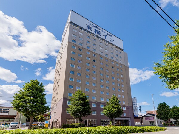Toyoko Inn Toyama Station Sinkansen 1 - Toyama, Japan