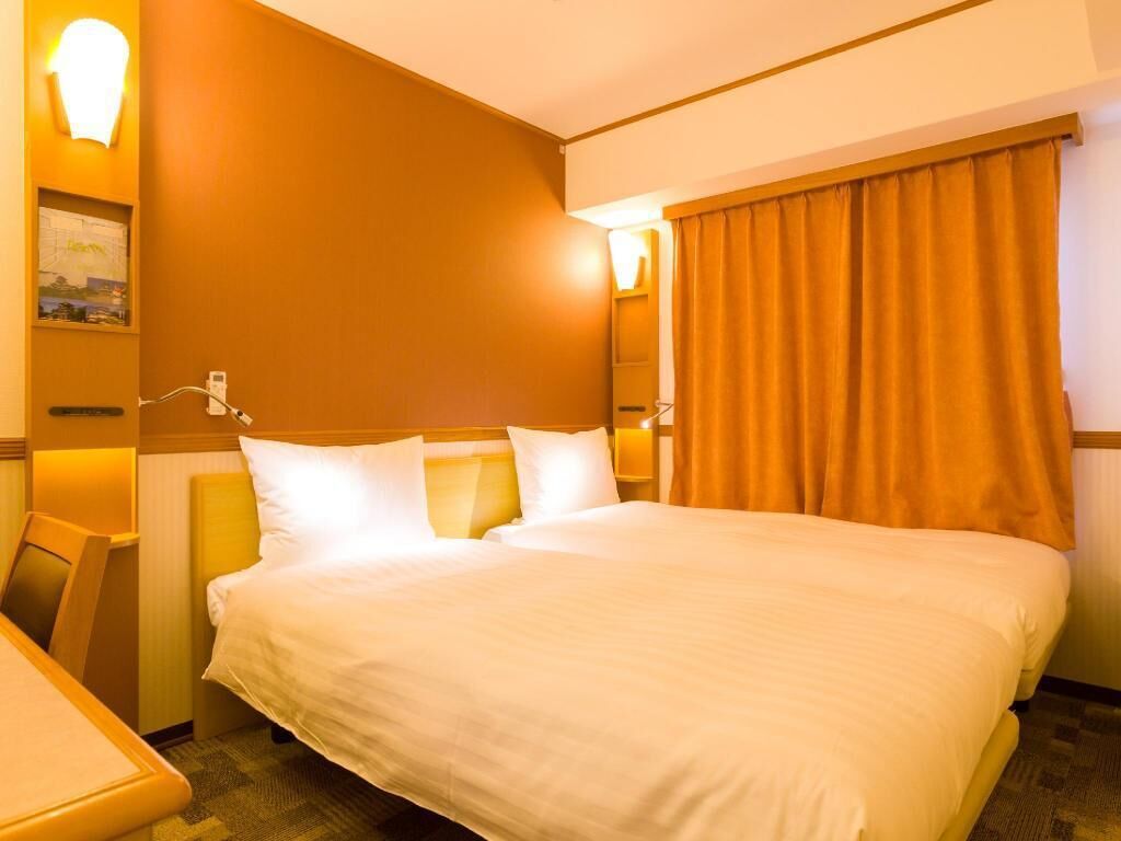 Escrivaninha, Wi-Fi de cortesia, roupa de cama