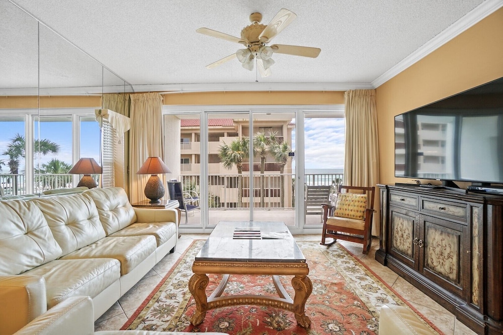 Tides At Top'sl Beach Resort By Panhandle Getaways - Miramar Beach, FL