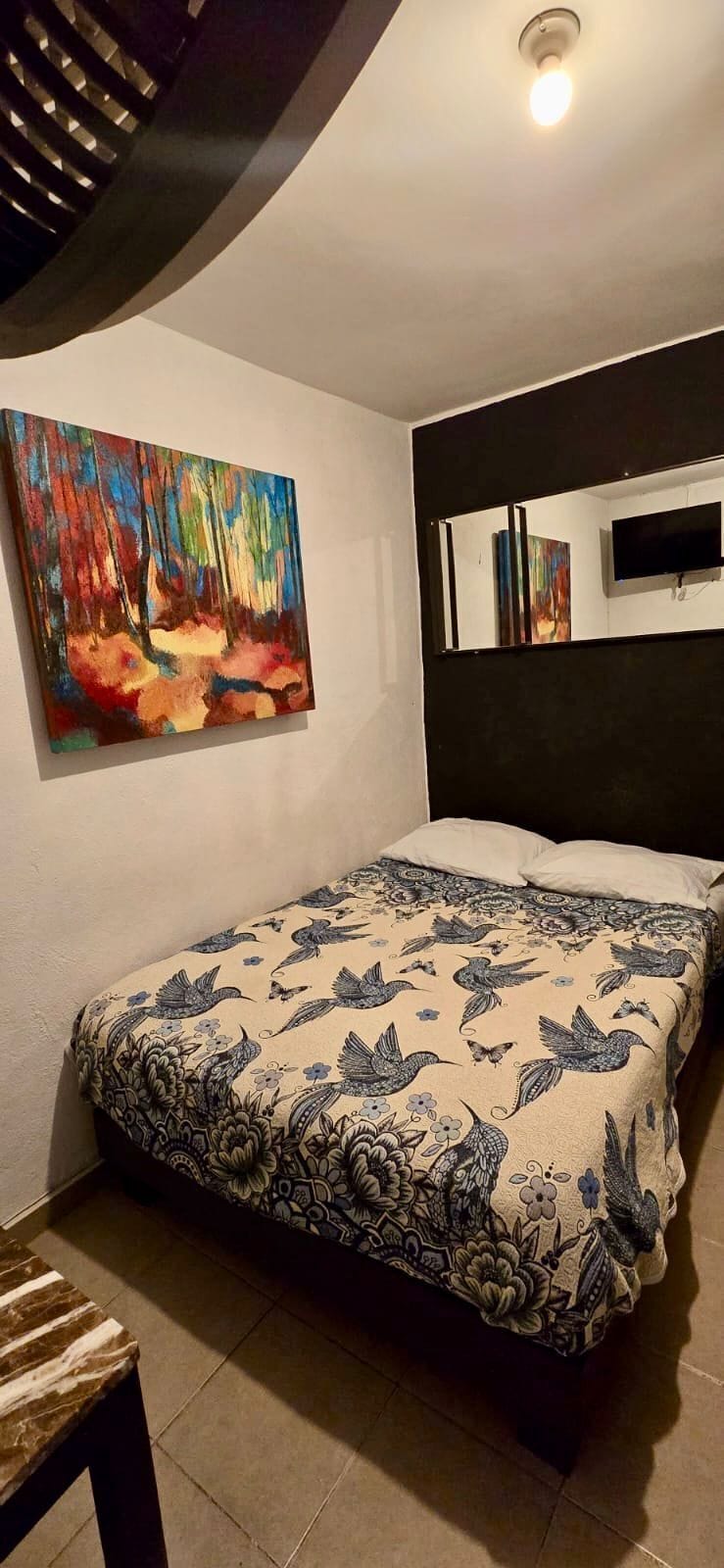 Minibar, cortinas/cortinados opacos, ferro/tábua de engomar 