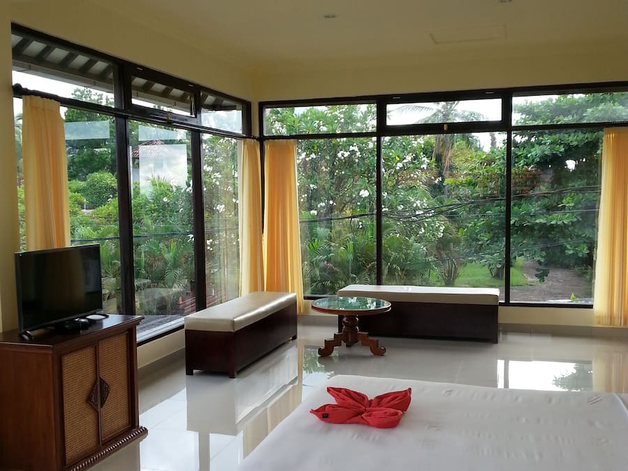 Quarto Familiar | Sala | Televisor LCD