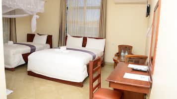 Quarto Twin | Roupa hipoalergénica, edredões de penas, camas de colchão viscoelástico