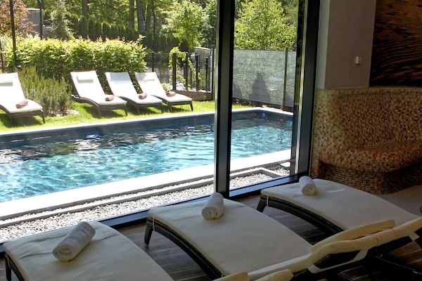 Piscina exterior sazonal