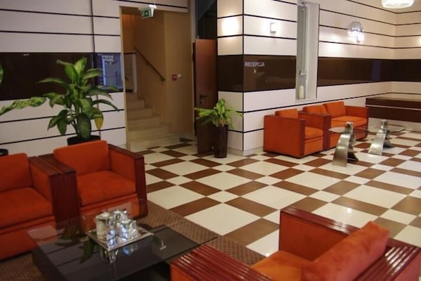 Área de estar no saguão