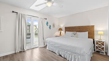 Condo | 2 quartos, individualmente decorados, individualmente mobiliados