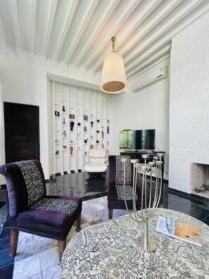 Suite-Estúdio Signature (Moucharabieh) | Sala de estar