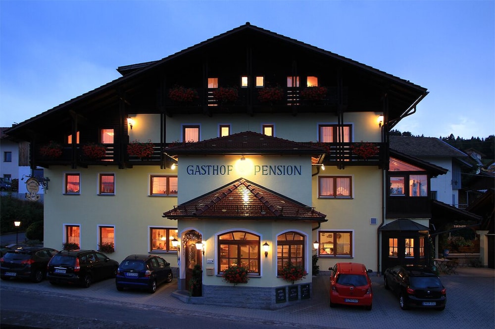 Arracher Hof - Cham