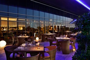 6 restaurantes, café da manhã, culinária internacional