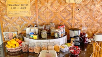 Pequeno-almoço tipo buffet diário (300 PHP por pessoa)