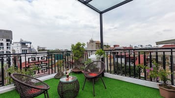 Quarto Duplo Premium, 1 quarto, pátio, Vista para a cidade | Vista da varanda