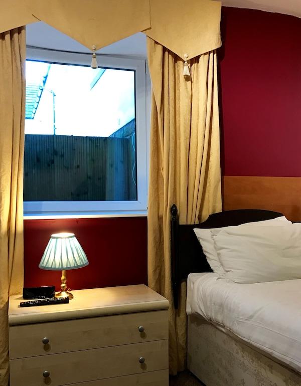 Glenlossie Guest House - Dumfries