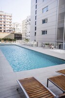 Piscina externa sazonal