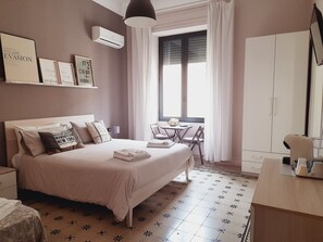 Quarto Clássico | Quartos insonorizados, camas desdobráveis, Wi-fi grátis 