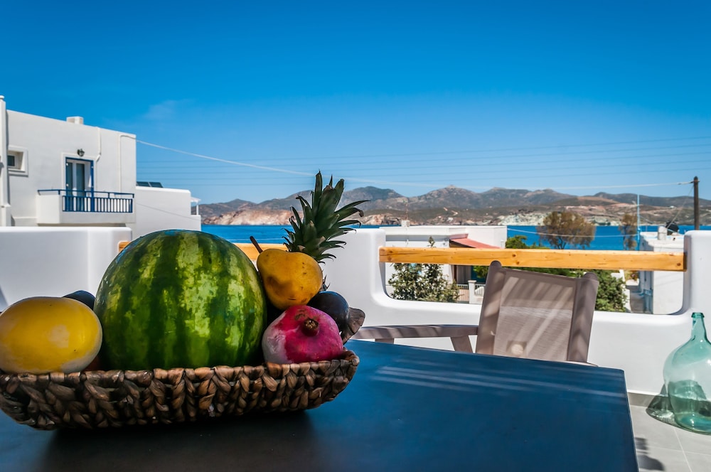 Vilos Suites - Milos