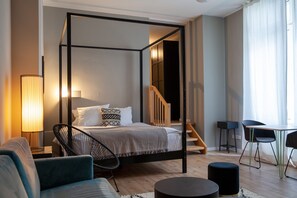 Apartamento Deluxe, 1 quarto | Roupa de alta qualidade, com decoração personalizada 