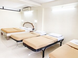 1 quarto, roupas de cama premium, edredons de pluma