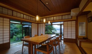 Villa Básica (C/i 3-218-1,Shinmeimachi,Takayama) | Sala de estar | TV de ecrã plano, piso aquecido 