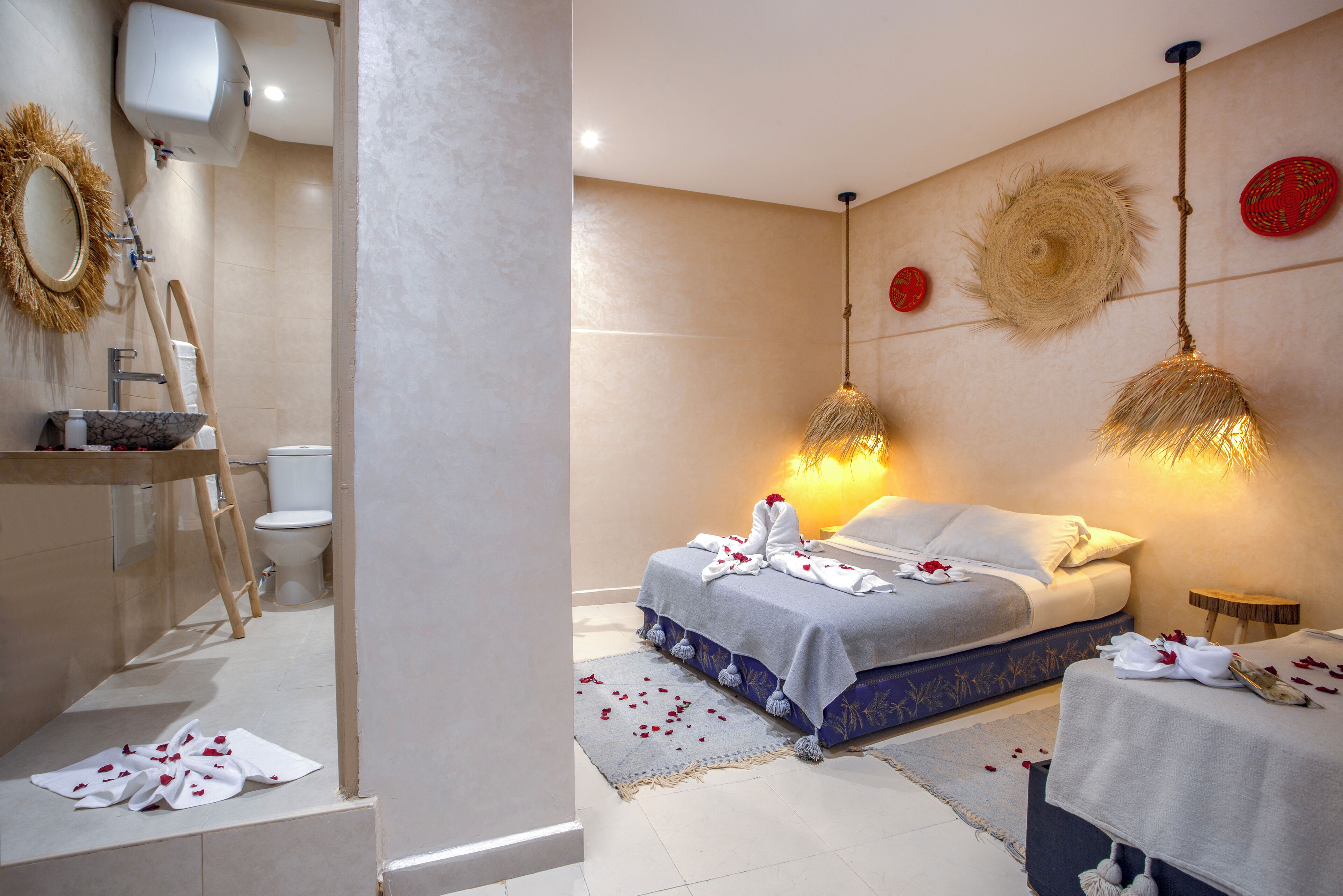 Quarto Duplo Standard | Ferro/tábua de engomar, Wi-fi grátis, roupa de cama fornecida 