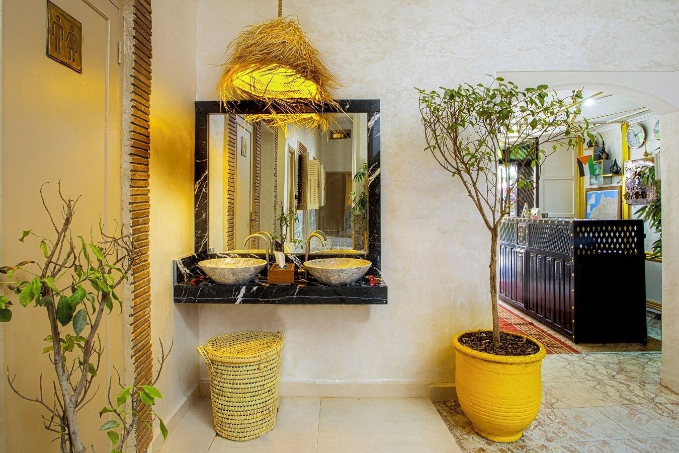 Quarto Duplo Económico, casa de banho partilhada | Ferro/tábua de engomar, Wi-fi grátis, roupa de cama fornecida 