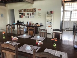 Pequeno-almoço tipo buffet diário incluído 