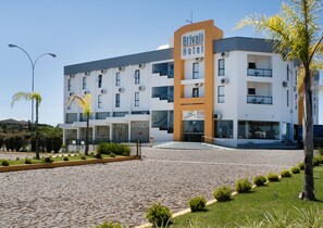 Fachada da propriedade