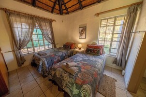Casa exclusiva, 3 quartos | 3 quartos, ferros/tábuas de passar roupa, Wi-Fi de cortesia