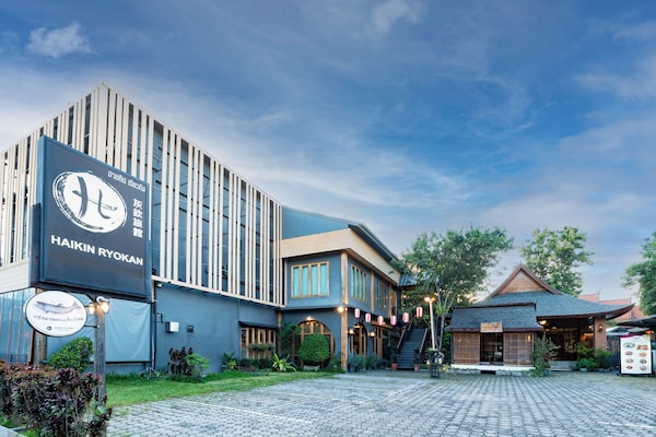 Haikin Ryokan - Chiang Mai