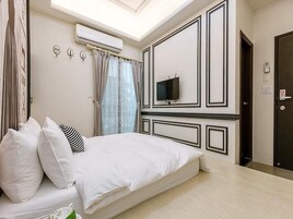 Quarto Duplo Superior | Roupa de alta qualidade, edredões de penas 