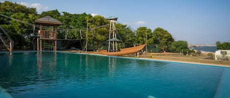 Piscina exterior