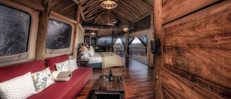 Casa na Árvore | Berços/camas para crianças grátis, camas desdobráveis/extra grátis