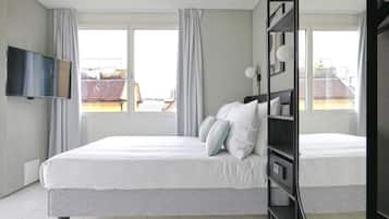 Estúdio Superior | 1 quarto, roupa de alta qualidade, cofre com capacidade para portátil