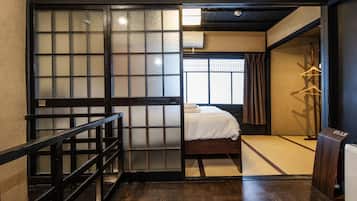 Shiki Homes | NATSU 夏 | 2 quartos, cortinas/cortinados opacos, ferro/tábua de engomar