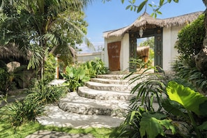 Fachada da propriedade