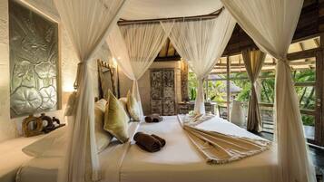 Quarto | 1 quarto, frigobar, cofres nos quartos, individualmente decorados