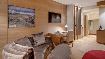 Quarto casal luxo | Roupas de cama premium, cofres nos quartos, quartos à prova de som