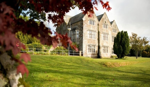 Trelawne Manor Holiday Park - Devon
