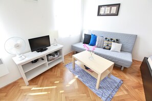 Quarto casal empresarial, 1 quarto, cozinha americana (7) | 1 quarto, quartos à prova de som, ferros/tábuas de passar roupa