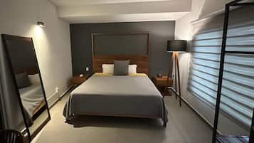 Quarto standard, 1 cama Queen | 1 quarto, cofres nos quartos, individualmente decorados
