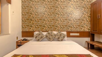 Deluxe Double Room | Secretária, Wi-fi grátis, roupa de cama fornecida