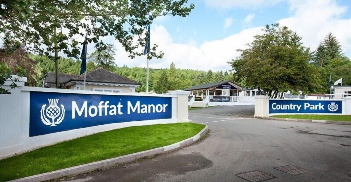 Moffat Manor Country Park Reviews, Deals & Photos 2023 - Expedia.co.uk