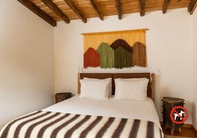 Casa Romântica | 1 quarto, com decoração personalizada, berço de viagem, Wi-fi grátis