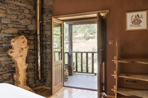 Casa superior, 1 quarto (Árvore) | 1 quarto, individualmente decorados, berço de viagem, Wi-Fi de cortesia