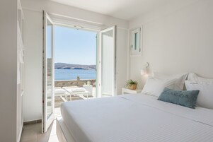 Vila executiva, 4 quartos, vista para a praia | Roupas de cama premium, cofres nos quartos, quartos à prova de som