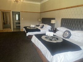 Quarto Duplo | Ferro/tábua de engomar, Wi-fi grátis, roupa de cama fornecida 