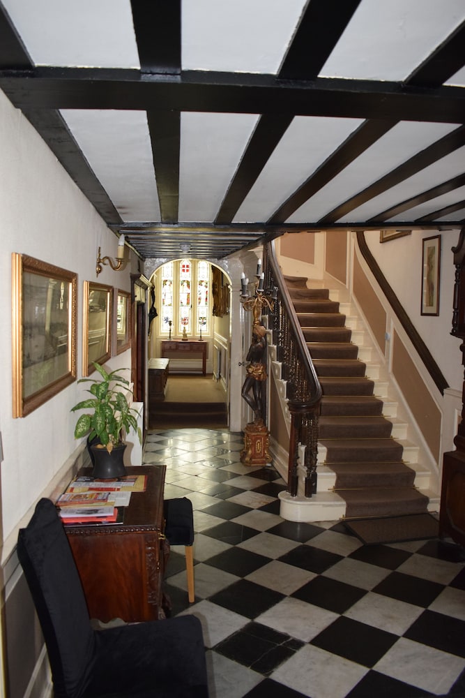 Harmondsworth Hall Guest House Heathrow - Berkshire