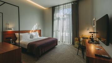 1 quarto, frigobar, cofres nos quartos, individualmente decorados