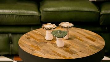 Área de estar no saguão