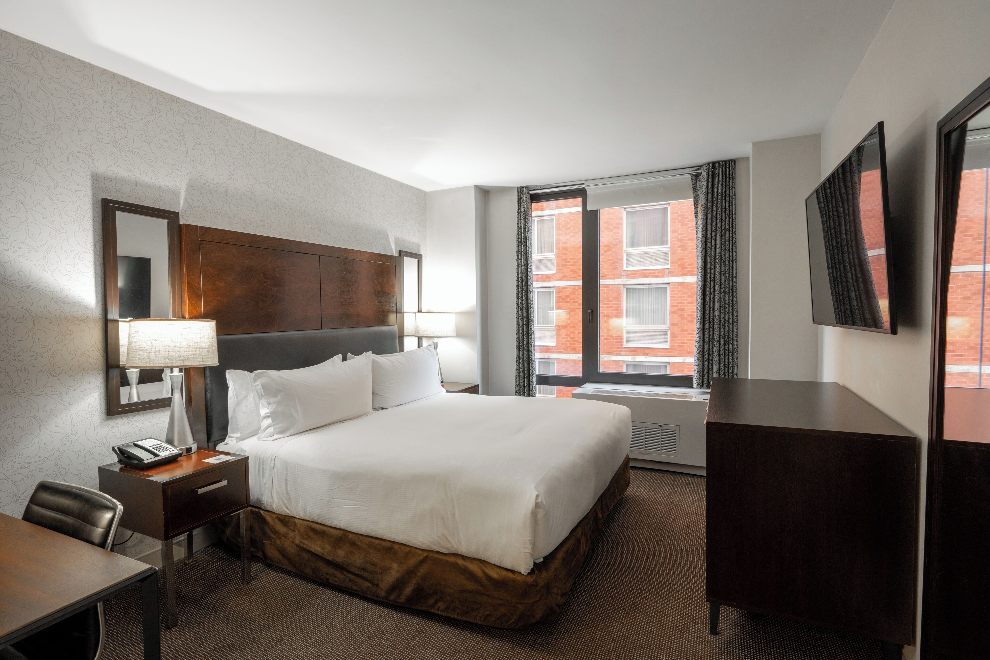 Quarto, 1 cama king-size | Roupa de alta qualidade, cofre no quarto, quartos insonorizados 