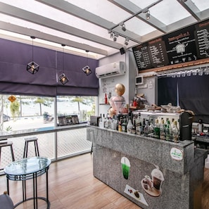 Bar (no alojamento)